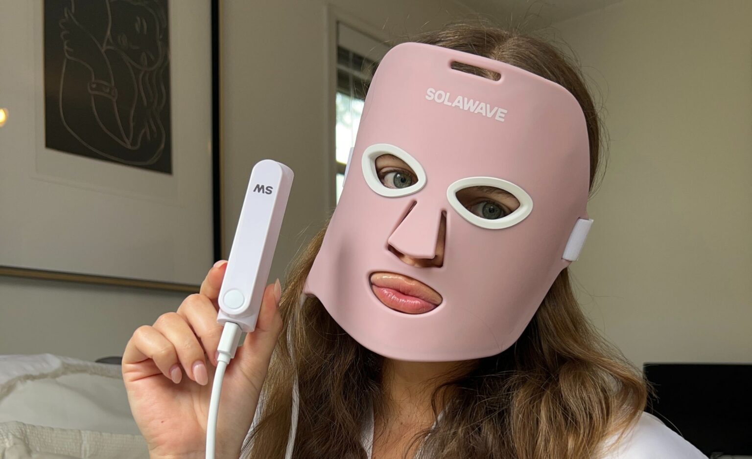 I Finally Tried the Wrinkle Retreat Light Therapy Mask From Solawave ...